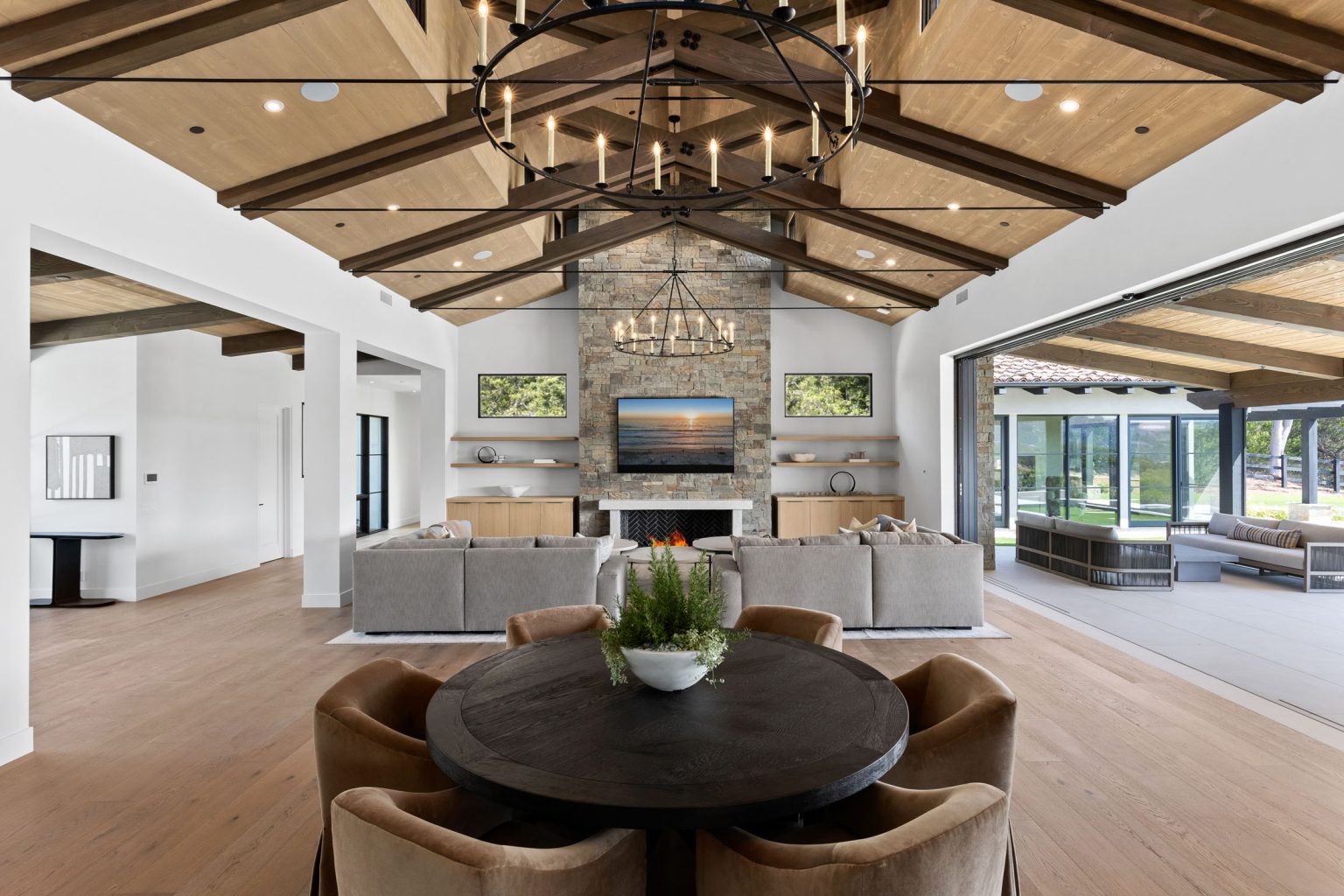 THE ULTIMATE BRAND NEW CONSTRUCTION with Laura Barry & Jim Graves | San ...